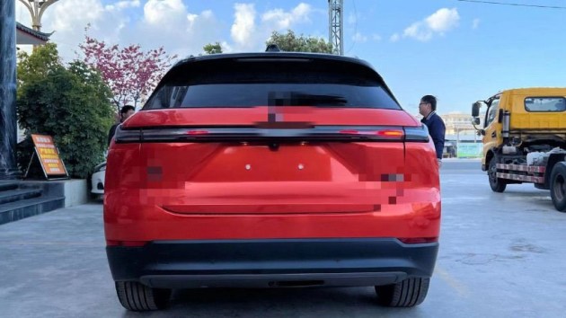 蔚来ES7尾部无伪装谍照 NT2.0平台打造/5月底首发_易车