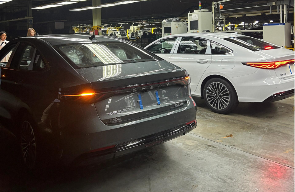 撞脸奥迪？奇瑞风云A8L实车显身_易车