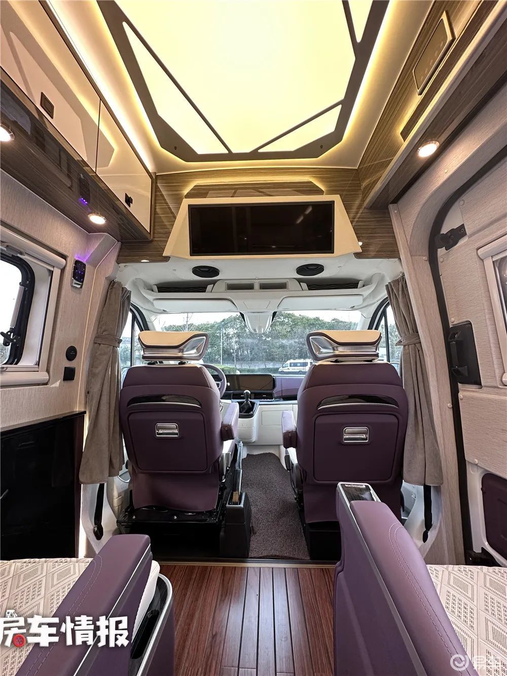 国产福特V363房车终于来啦！2.3T柴油动力配8AT_易车