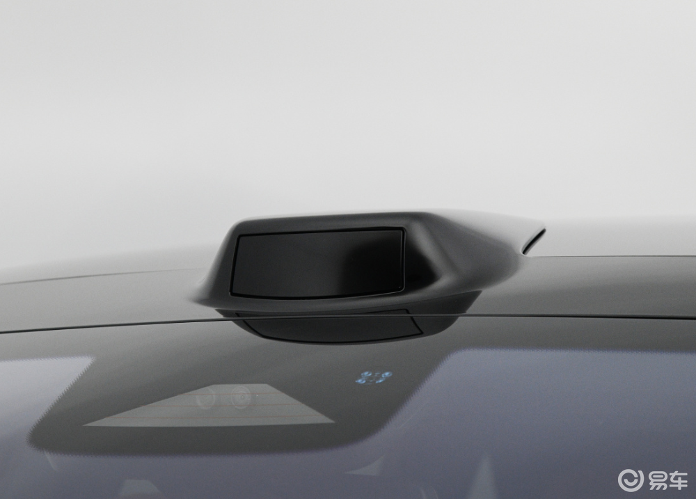 惊喜的不是造型，是价格！理想L6实车曝光_易车