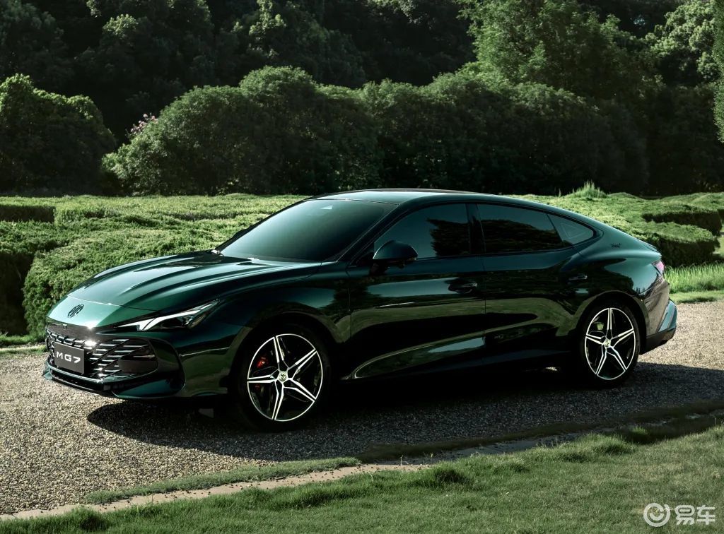 2.0T+9AT，不到15万！261马力，悬挂软硬可调！_易车