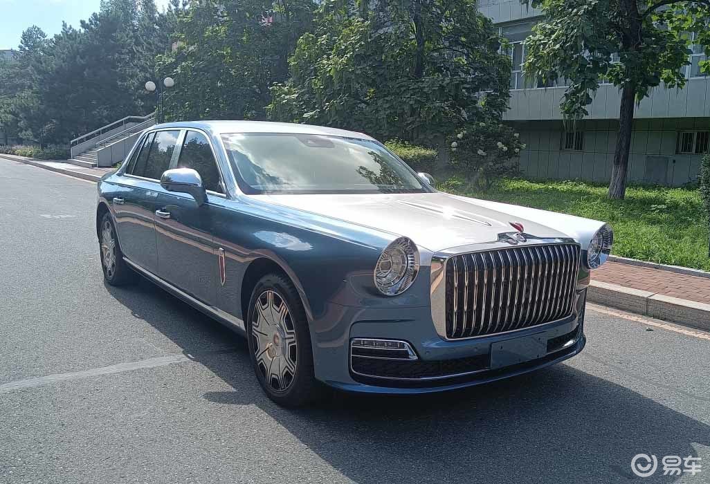 新一代红旗L5现身街头，长近6米+升降立标，搭V8动力_易车