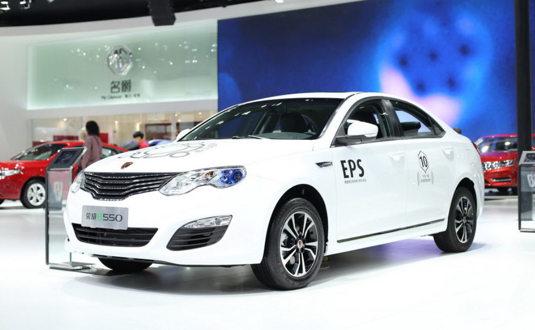 荣威D7 EV和D7 DMH均配备了CST舒适制动系统更追求操控_易车