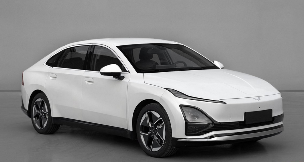 五菱星光申报，B级轿车，可能会低价走量_易车