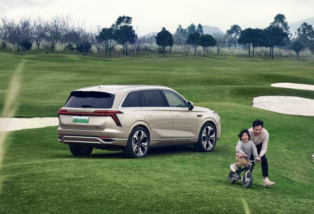 蓝山DHT-PHEV和理想L8谁更值得pick？_易车