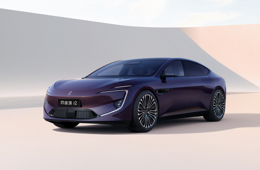 七款车型成小米SU7主要竞争对手，究竟谁更能打？_易车