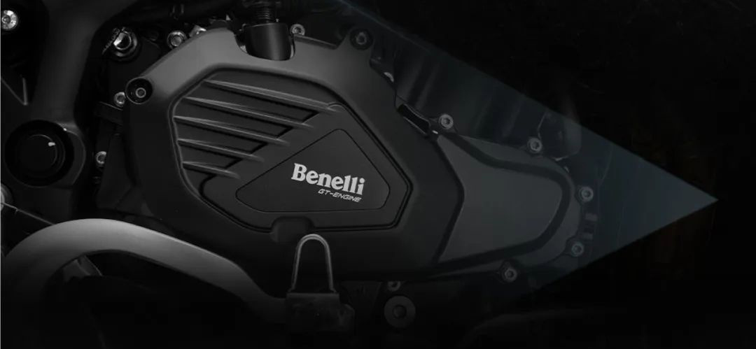 贝纳利TRK552X正式上市 售价32680元起！_易车