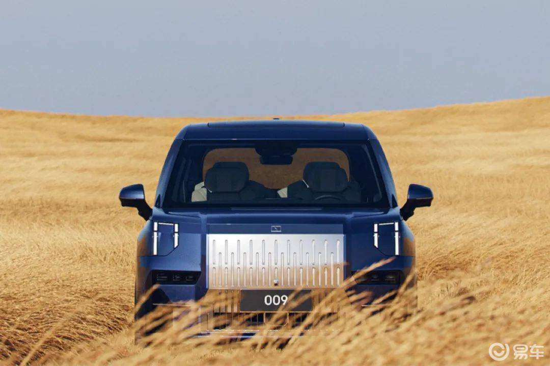 小鹏X9内饰曝光，新能源MPV市场将进入“混战”？_易车