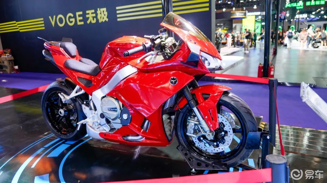 元图亮相：四缸GP660；复古BOBBER GM250_易车