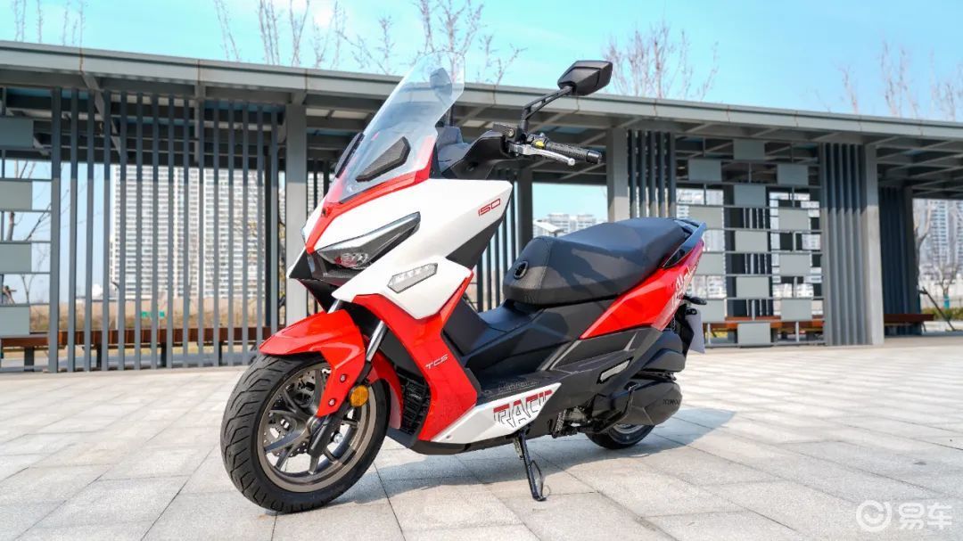 都是1.6万多，光阳H150和UHR150,谁更值得？_易车