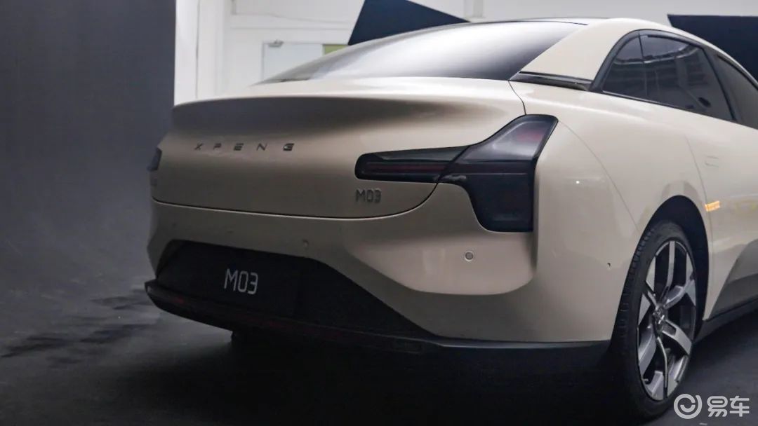 20万以内，配高阶智驾！小鹏MONA M03首发_易车