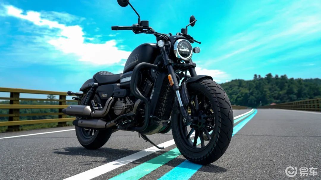 太好骑了，老手也能找到乐趣—闪300AMT详细测评_易车