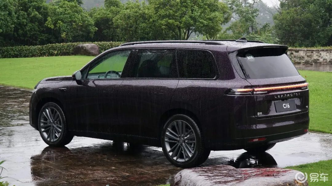 【零跑C16大6座SUV 配双层隔音玻璃_汽车新闻】-易车_零跑汽车柳州潭中西路店