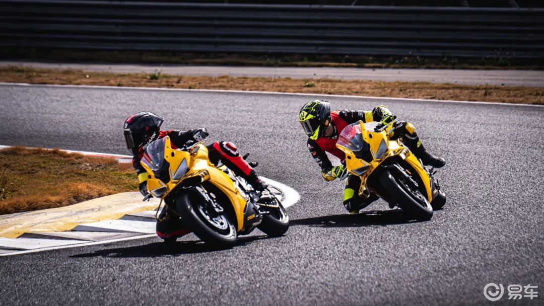 弯道快才是真的快，24988元赛科龙RC600巅峰上市_易车