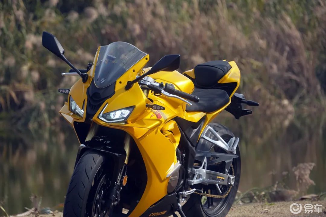 驾控乐趣触手可及：赛科龙RC600快速体验_易车