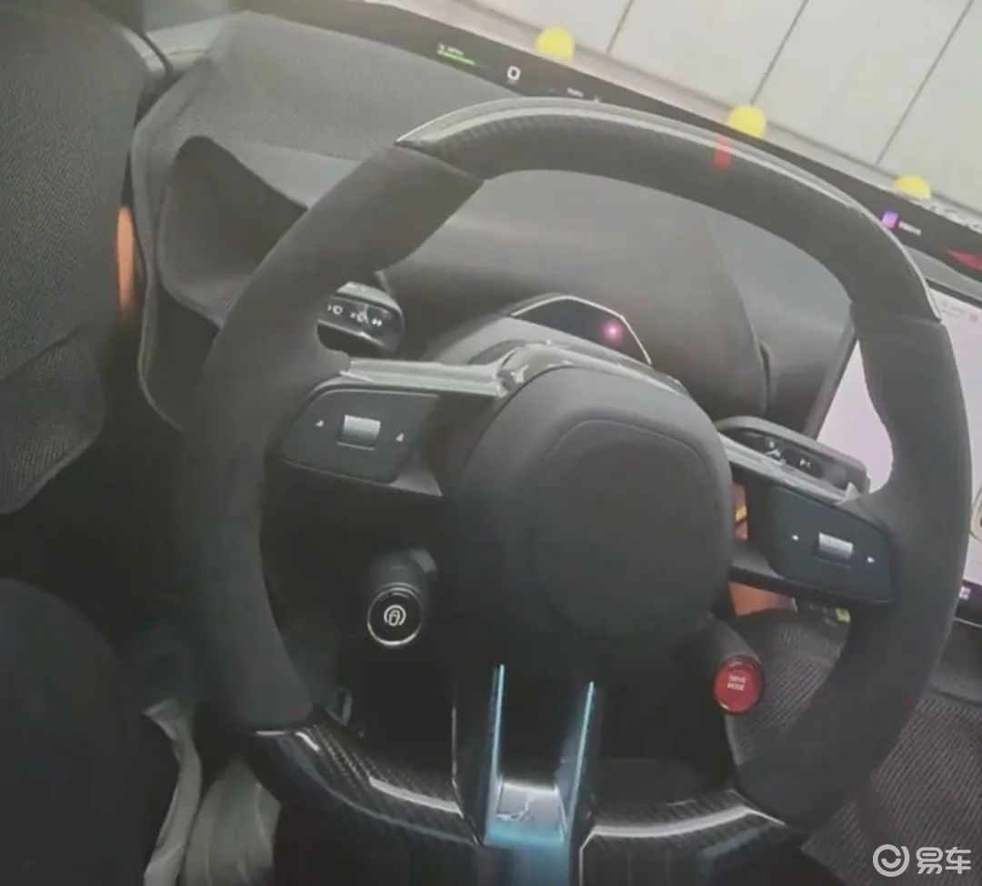 小米YU7内饰曝光！环视投影屏+PHUD，黑科技也太多了_易车
