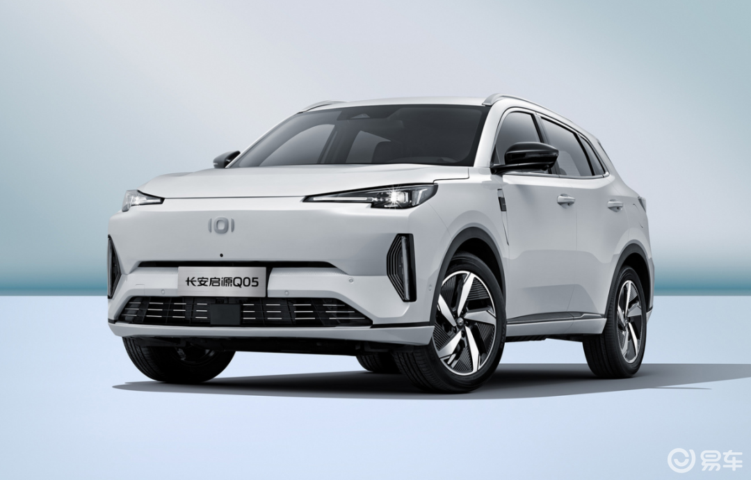 家庭纯电 ，启源 Q05 的 390mm 膝部空间太懂娃_易车