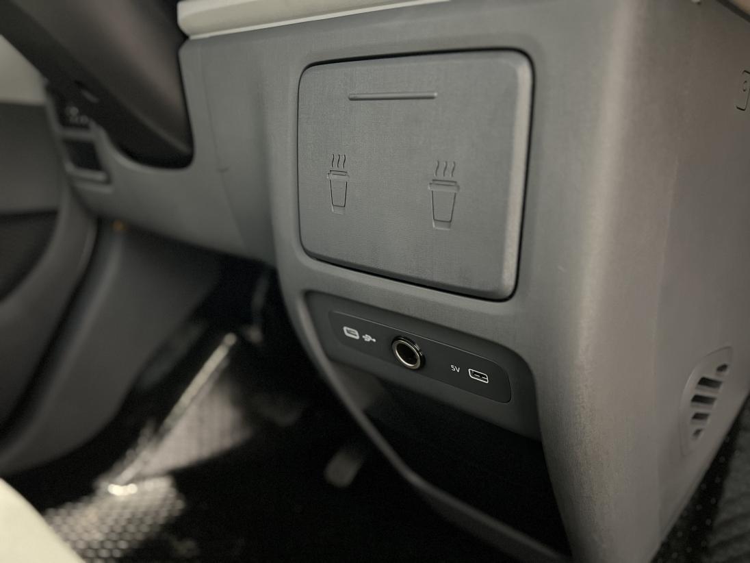 上汽大通MAXUS 大拿V1驾驶者即能够完成对车机功能的操作_易车