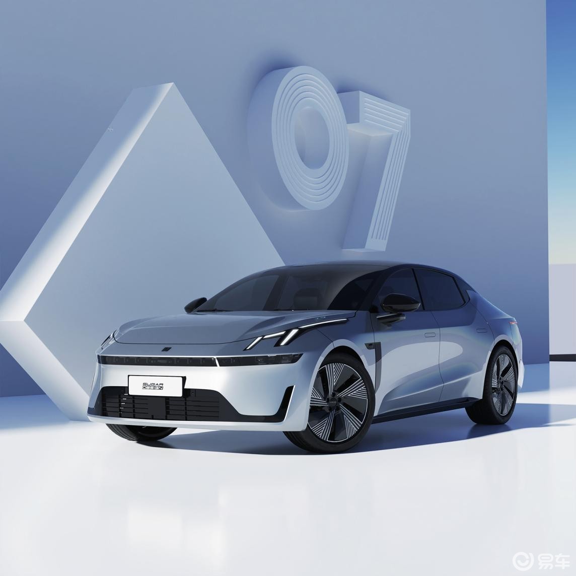 领克07 EM-P的谍照分析，伪装下隐藏的“亮点”_易车