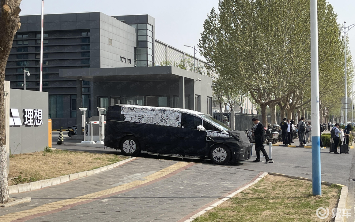 500万内最好的MPV？理想MEGA年底发布_易车