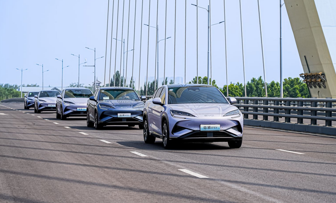 试驾海狮07EV、海豹06 DM-i，纯电、混动各有千秋_易车