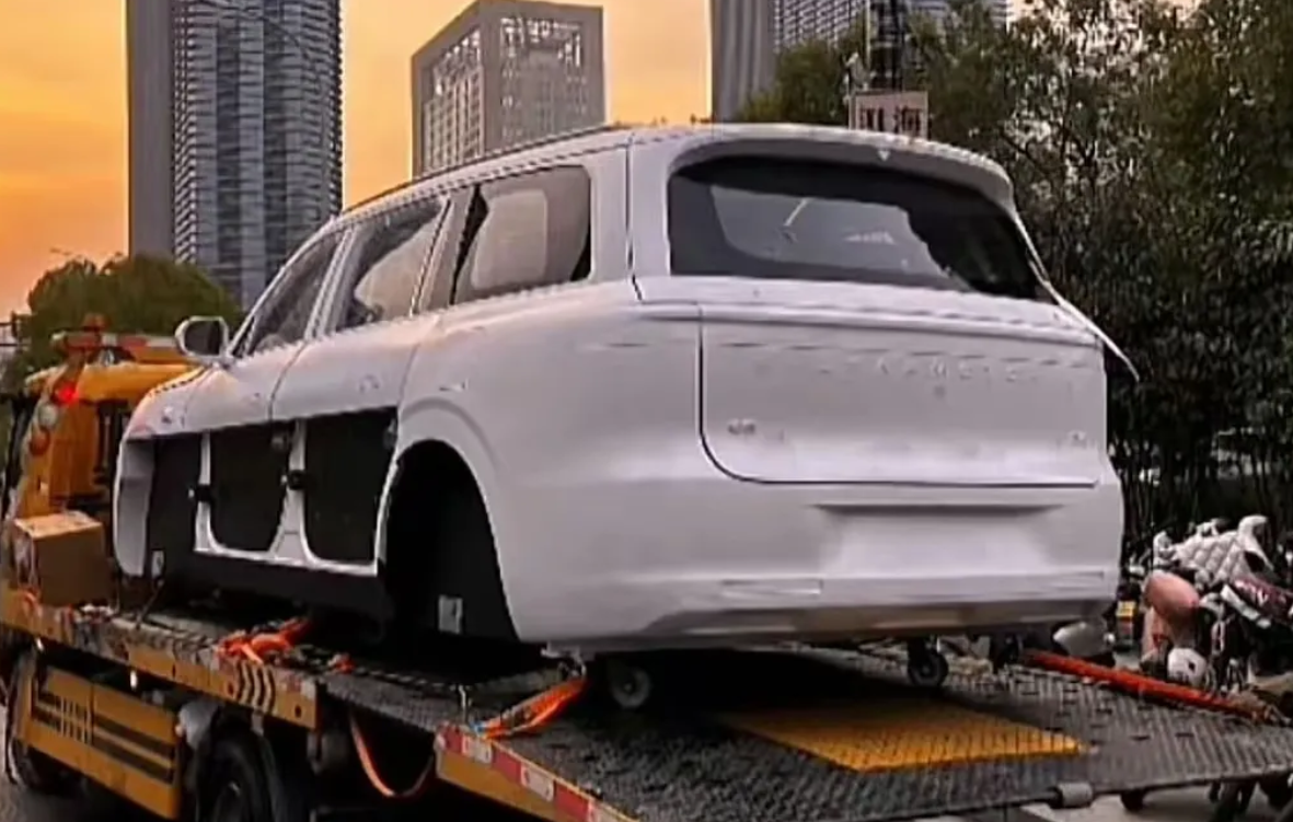 D平台全新SUV，零跑C19谍照，20万的“理想L9”？_易车