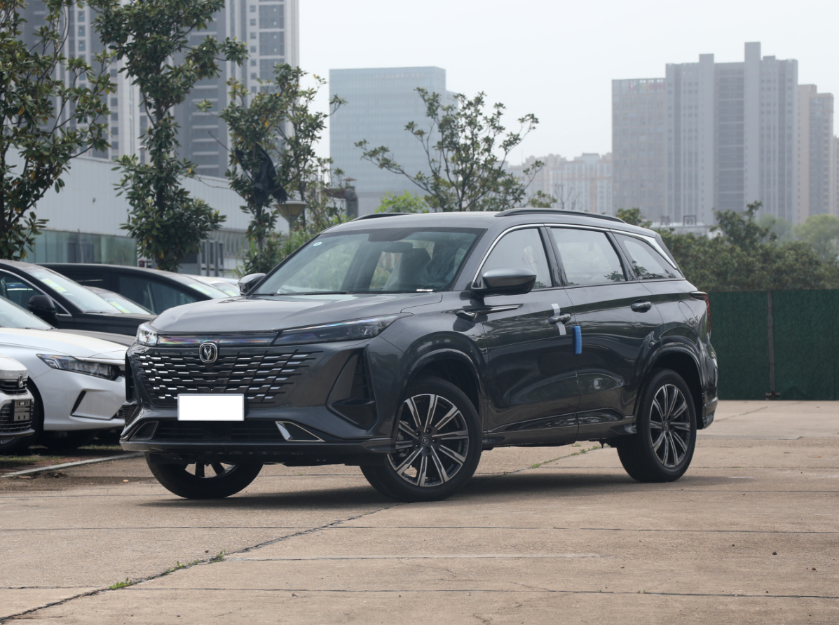 9.98万插混蓝电E5不给长安CS75 PLUS留活路？_易车