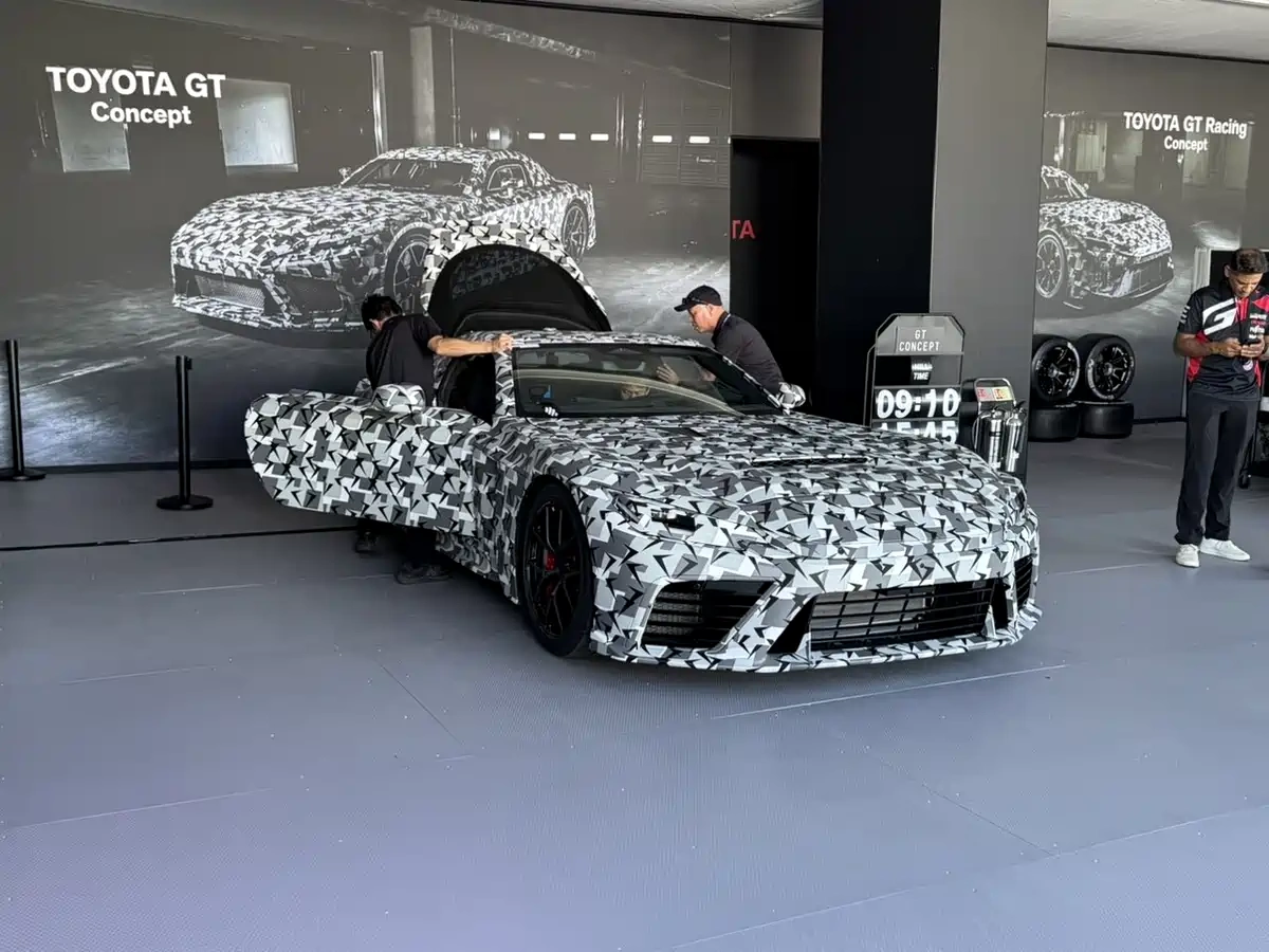 900 cavalli/2,5 secondi per raggiungere i 187 km/h! Sarà presentata l'Auto concettuale Toyota GT ...