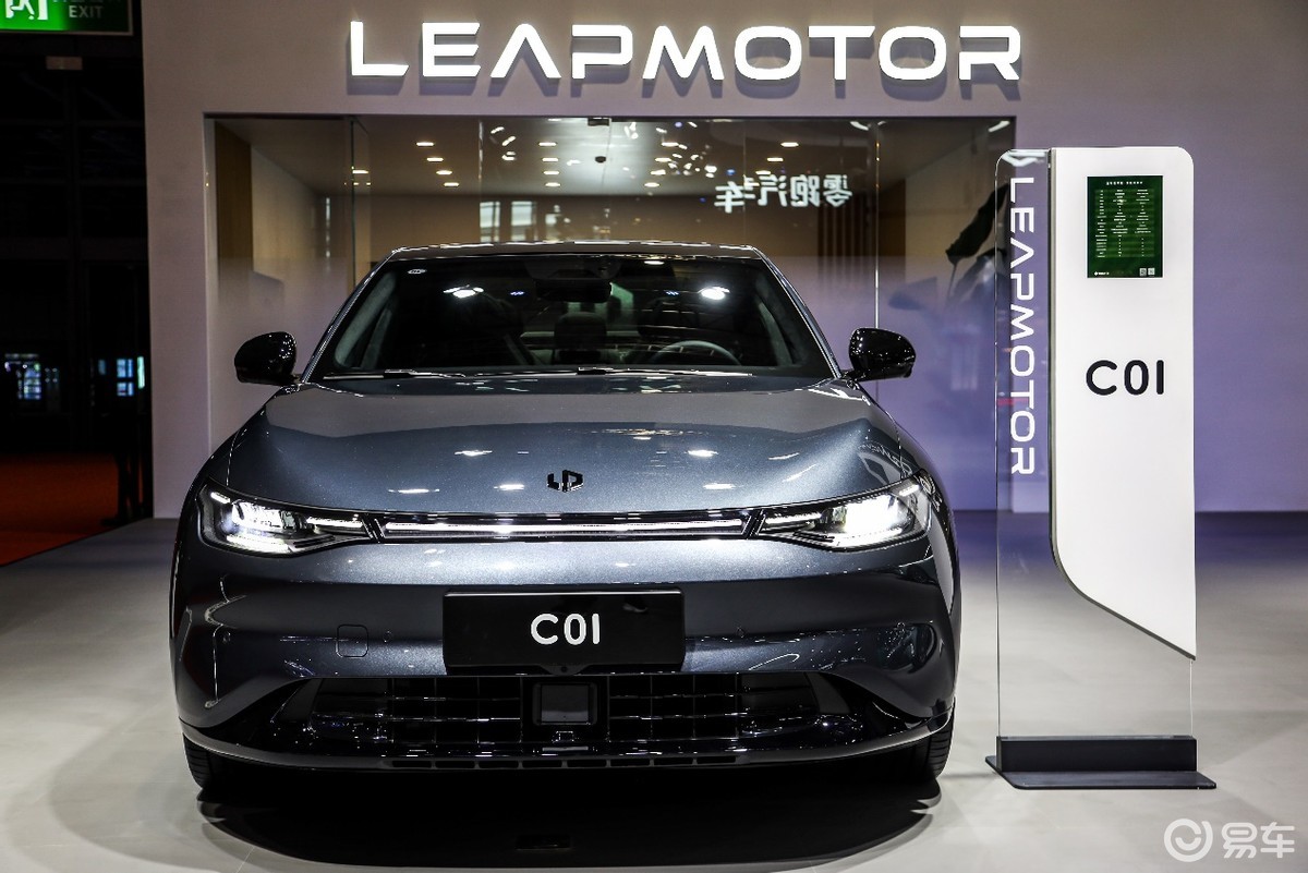 预算15万不花冤枉钱，零跑C01和雅阁、凯美瑞怎么选？_易车
