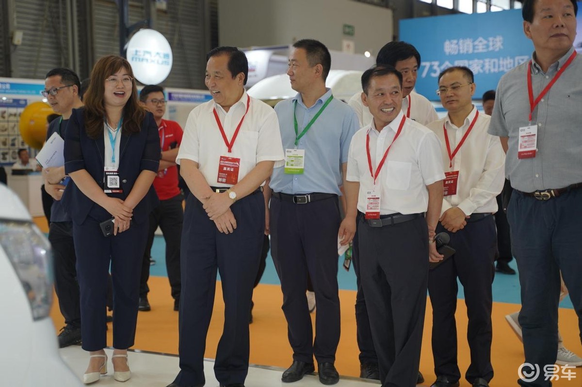 “低碳运输”从长安睿行EM80开始！_易车