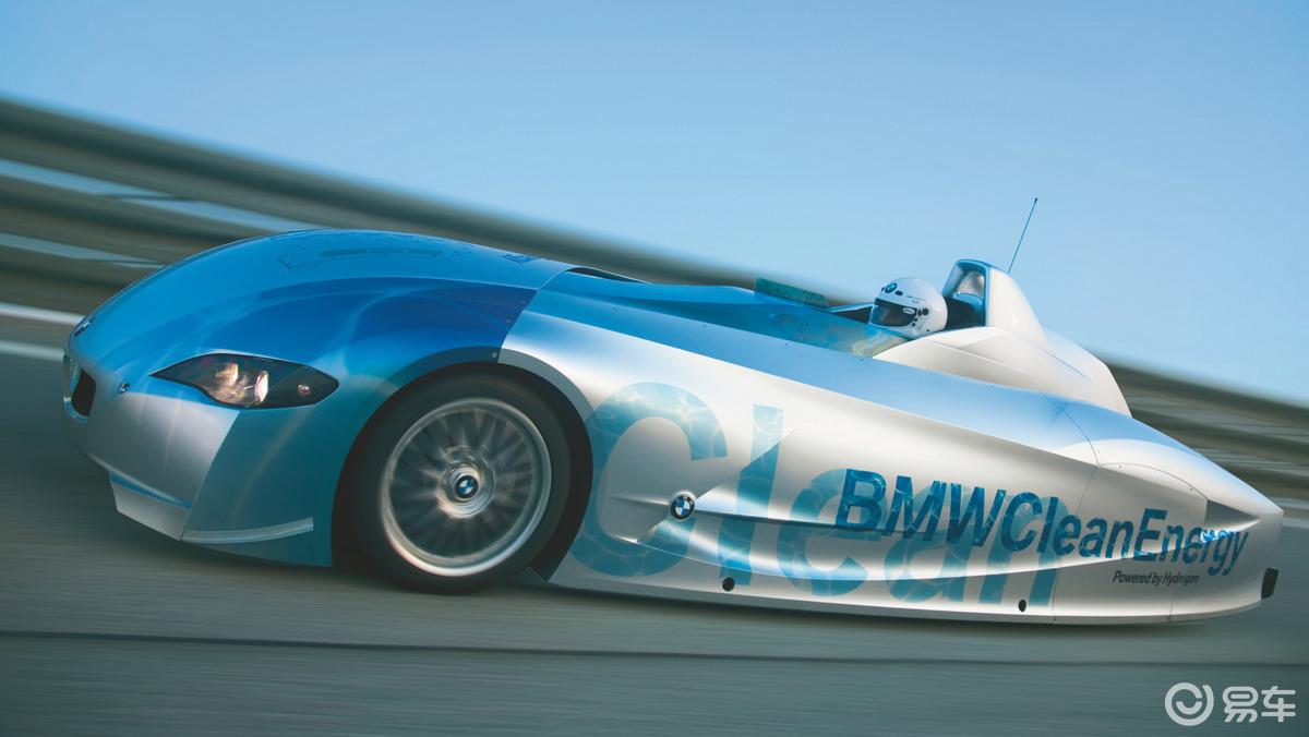 使用液氢燃料！宝马H2R亮相2023古德伍德速度节_易车