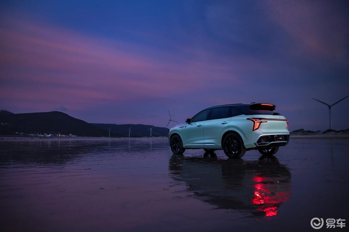A+级SUV市场的“新星”，红旗HS3全面领先宝马X1_易车
