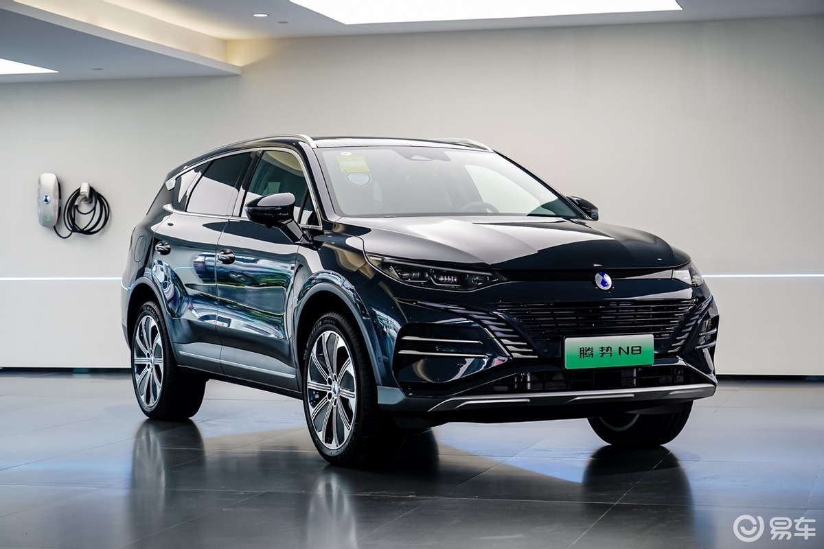 售价31.98万起，标配云撵C+四驱，腾势N8正式上市_易车