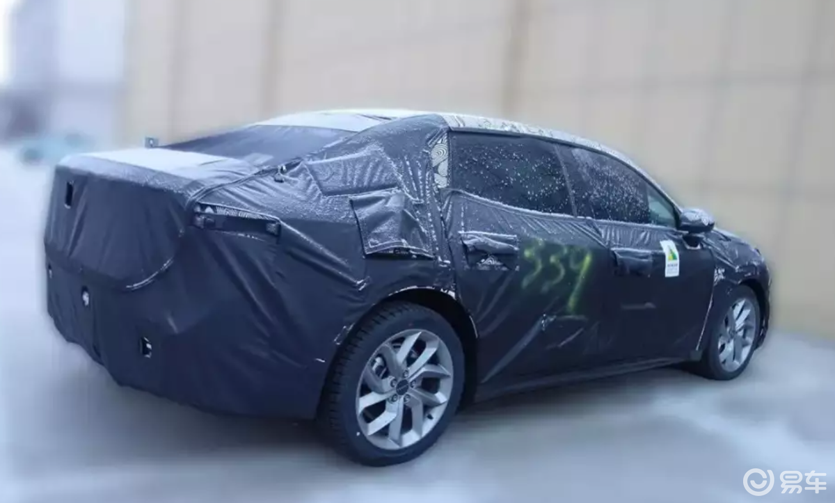 领克首款中型轿车领克07 EM-P谍照抢鲜看_易车