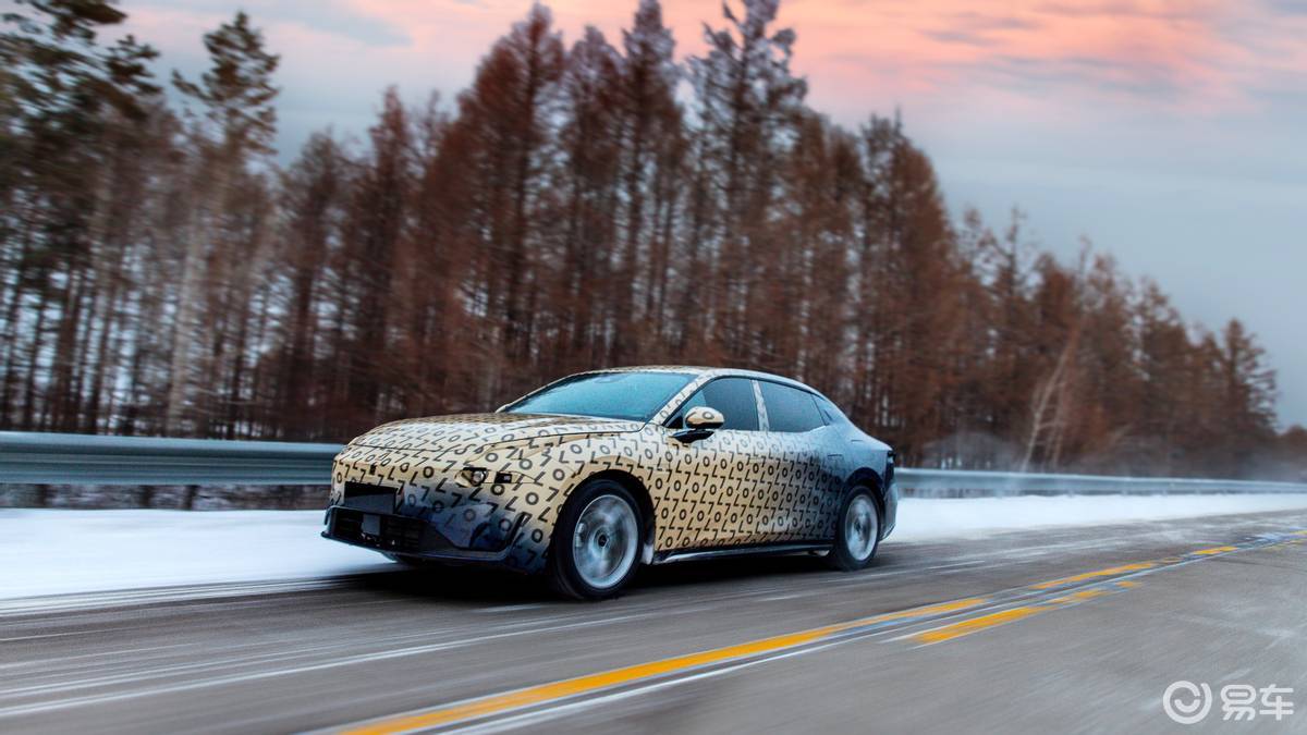 领克新车泄密案卷土重来，07EM-P疑似广告拍摄现场曝光_易车