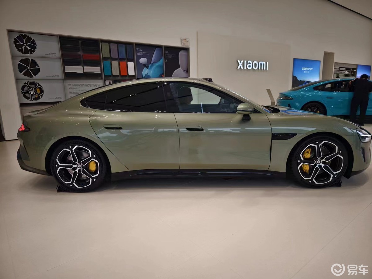 小米SU7今天交付，您还会犹豫极氪007吗？_易车