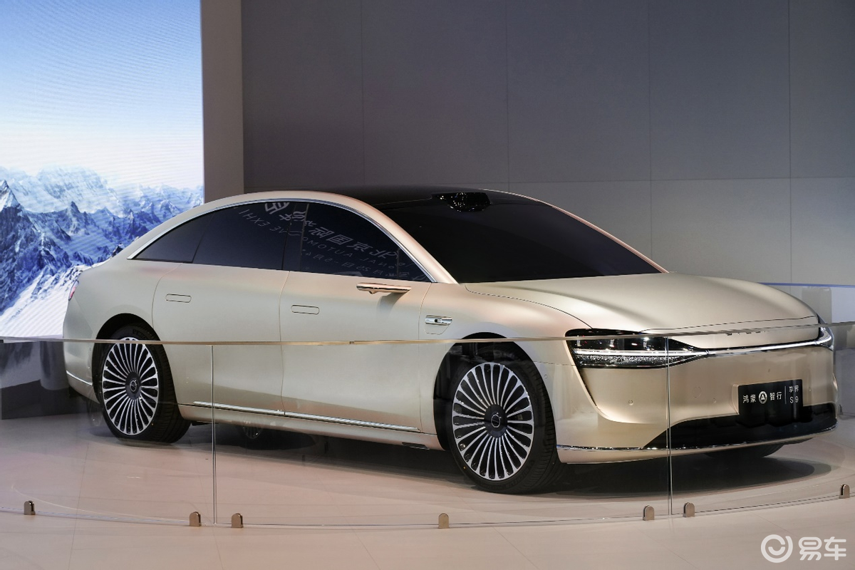 享界S9亮相北京车展，开启与BBA豪华轿车竞争新篇章_易车