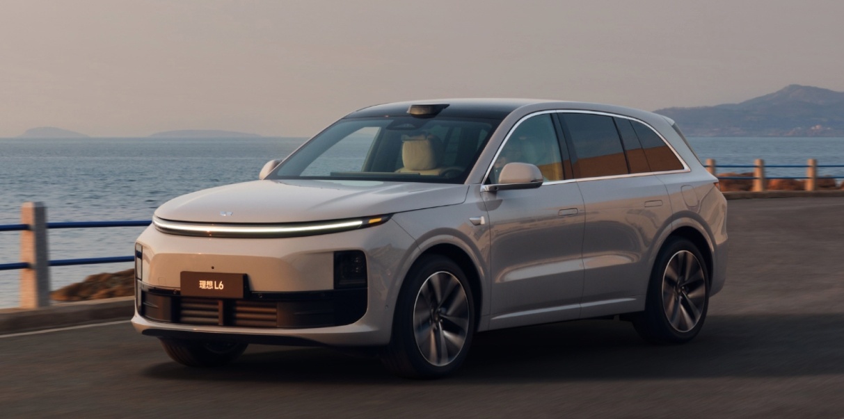 预算25万选增程SUV，理想L6和岚图FREE产品力分析_易车