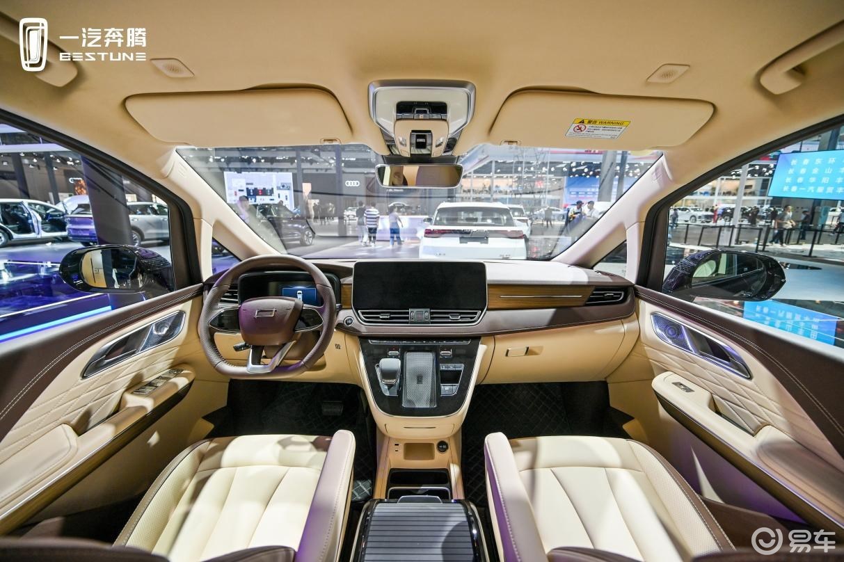 传祺M8并新增前排座椅通风加热功能_易车