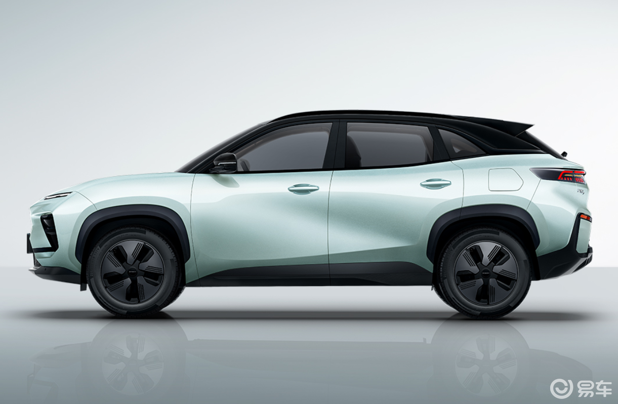 纯电中型SUV奇瑞eQ7正式下线，或对标深蓝S7_易车