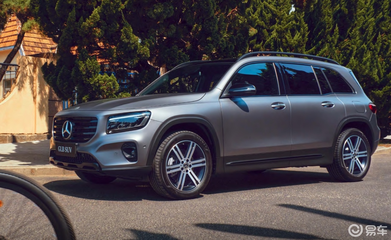 新款奔驰GLB正式上市，售价31.19万起_易车