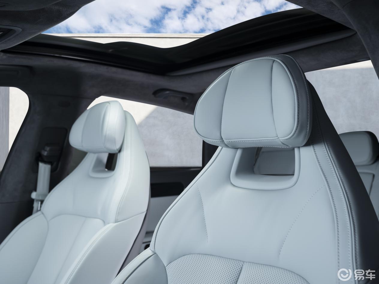 23款零跑C01的1.6万元选装包值吗？看完就知道！_易车