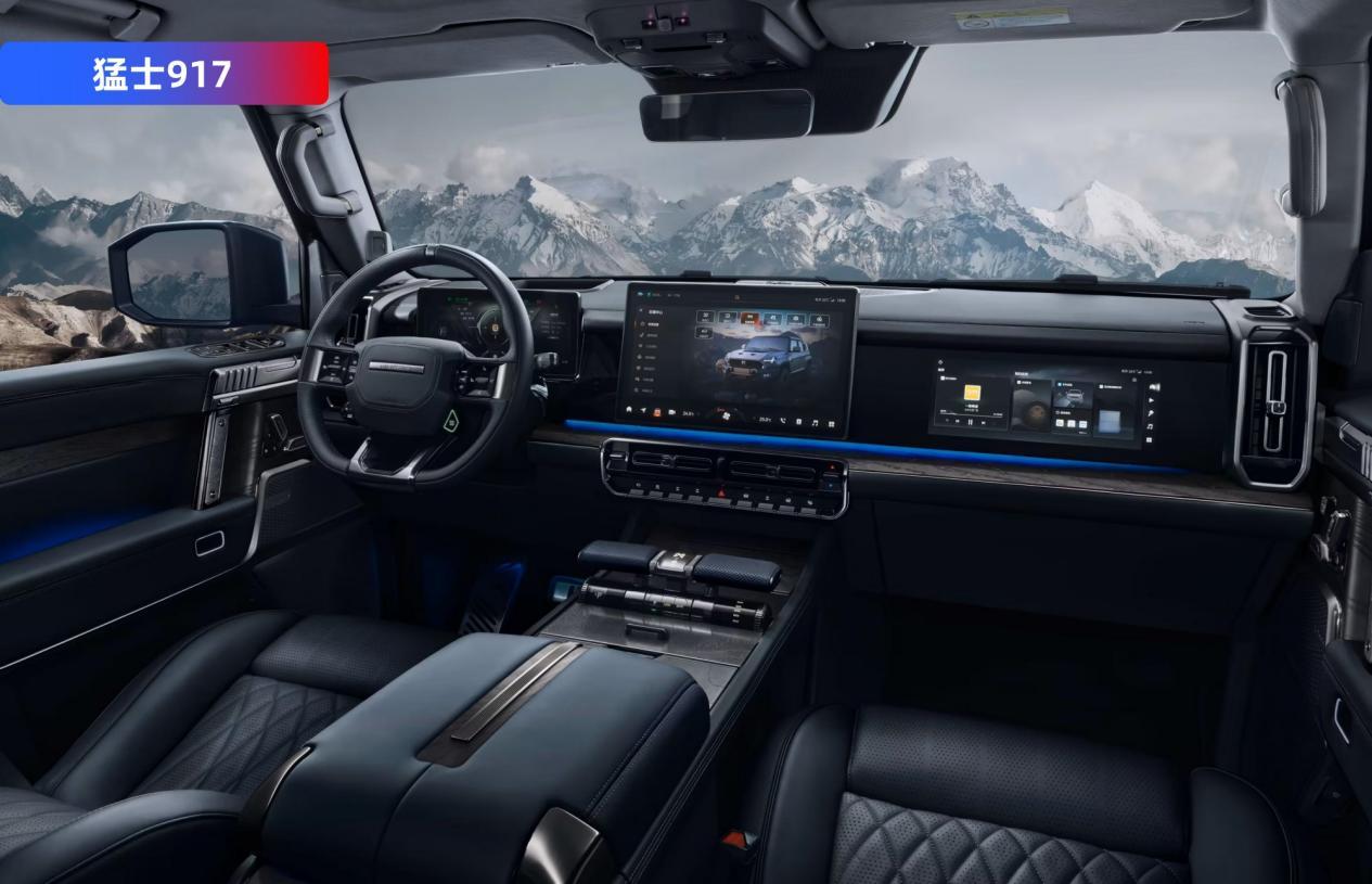 猛士917对比路虎卫士、仰望U8，豪华硬派越野谁更强？_易车