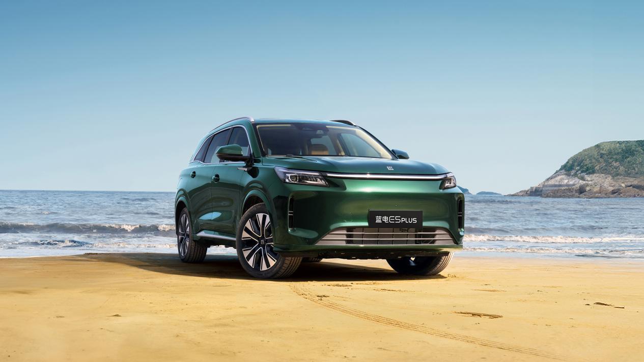 凭啥能搅局十万级市场？拆完蓝电E5 PLUS我找到了真相_易车