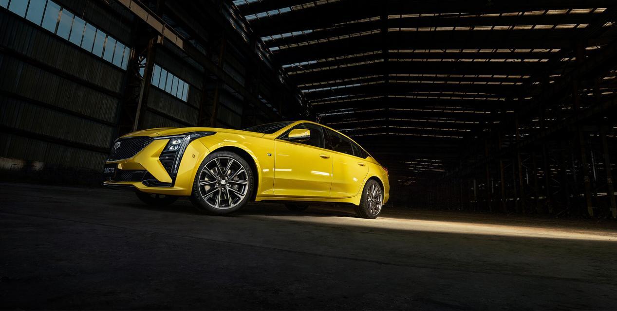 降价狂潮开启，全新凯迪拉克CT5，奥迪A4L谁更值得买？_易车