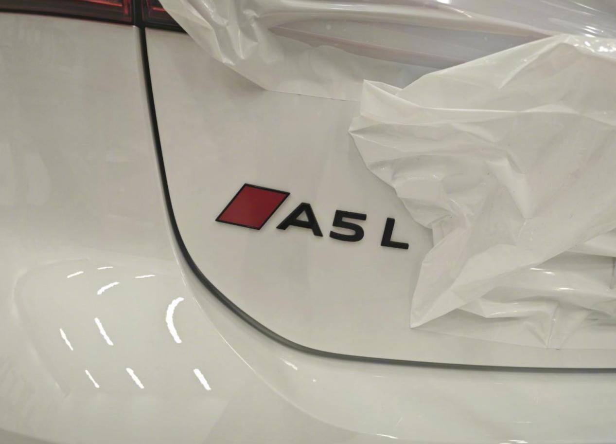 国产A5L谍照曝光，PPC架构，掀背尾门_易车