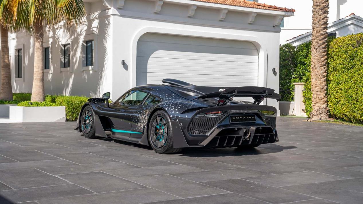 国内首台奔驰AMG ONE抵沪，唯一“合法上路的F1”！_易车