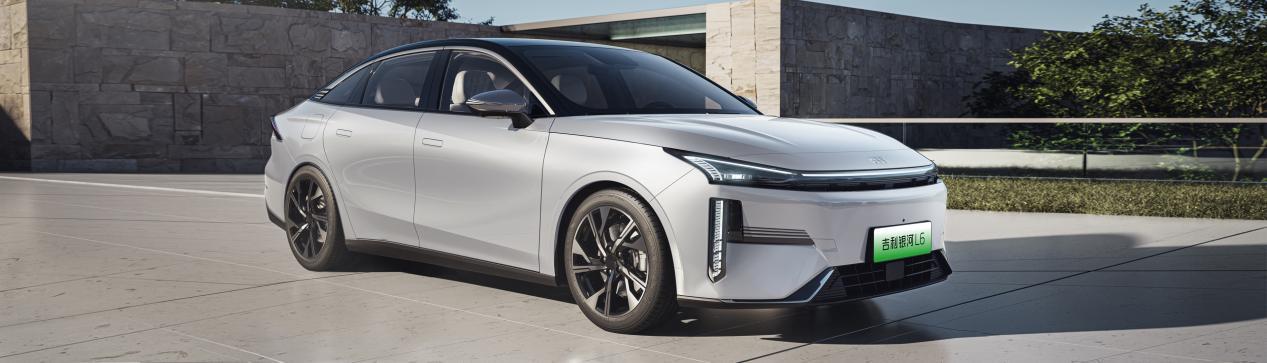 吉利银河 L6 EMi 正式预售，低油耗长续航成亮点_易车