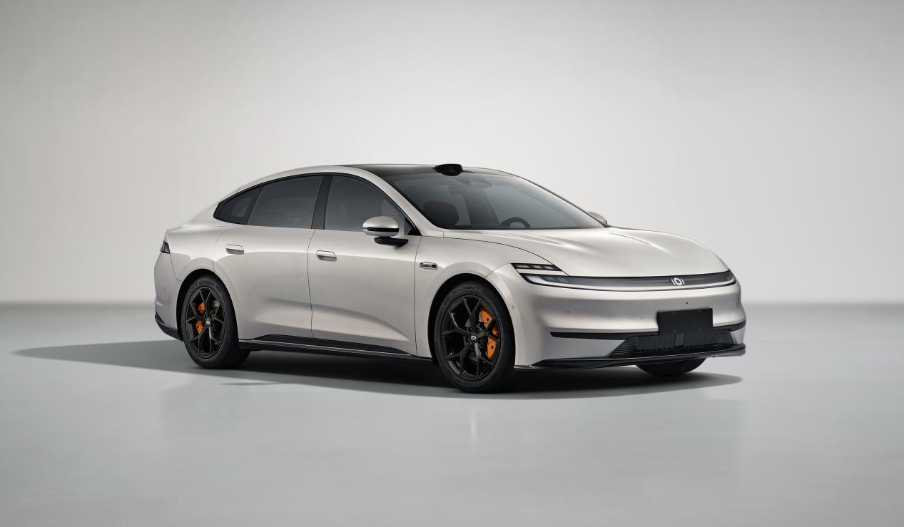 长安SDA平台加持，长安启源A06实力太顶了_易车