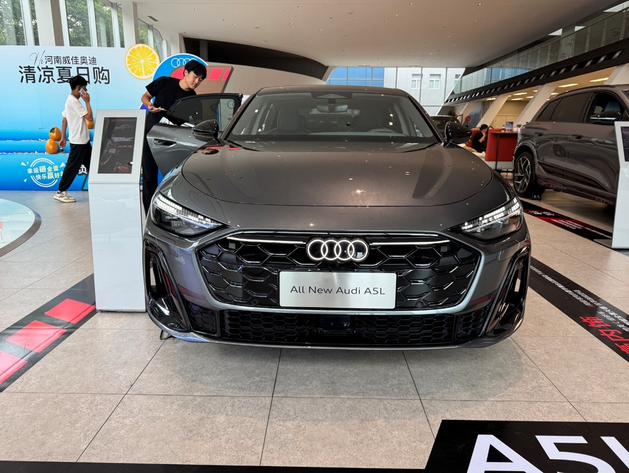 全新换代奥迪A5L预售价25.68万起，5个细节揭秘-智能车-资讯-头部财经